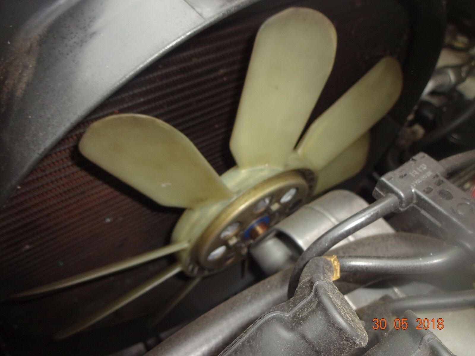 GENUINE PORSCHE 928 S2 RADIATOR 928 S2 4.7 WATER RADIATOR TWIN COOLER ...