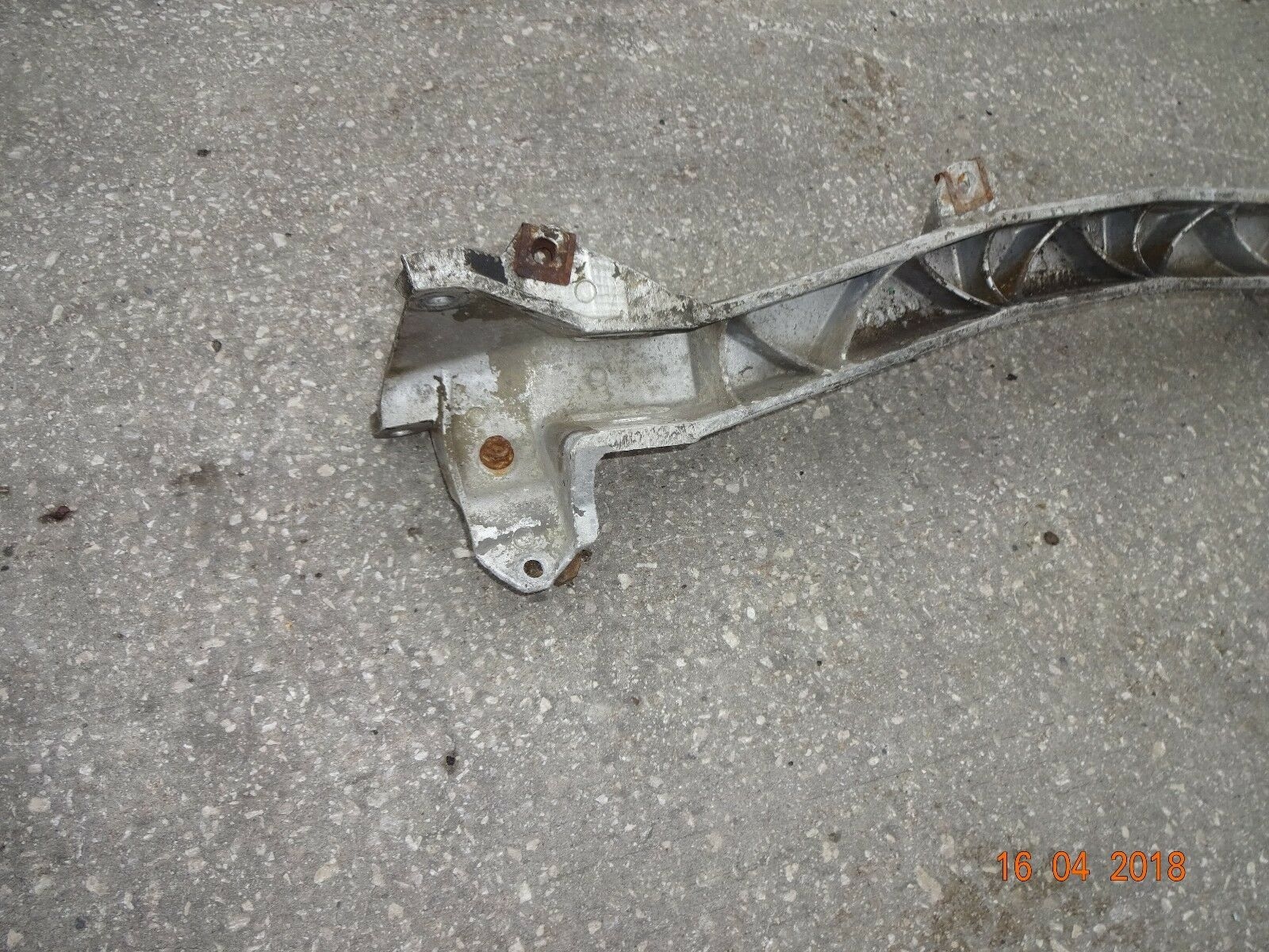 PORSCHE 993 REAR SUSPENSION LOWER CROSS MEMBER 99333126101 LOWER ...