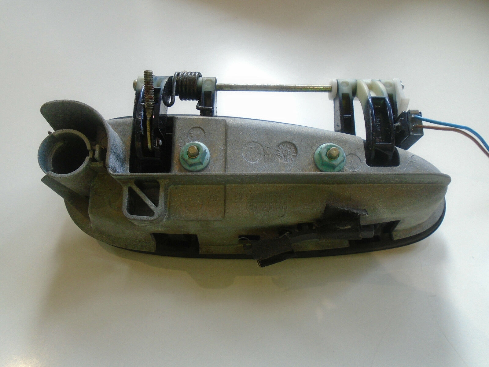 Porsche Boxster 986 Passenger Outer Door Handle 996 537 063 02 in Ocean ...