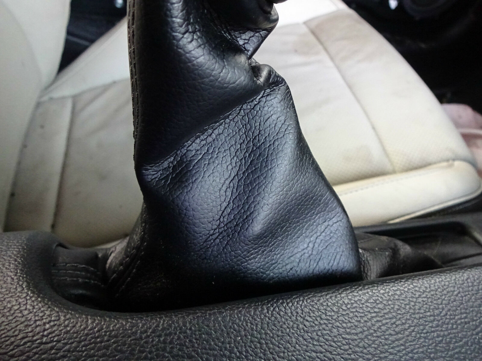 2016 Ford Mustang GT Handbrake S550 Handbrake with Black Gaitor