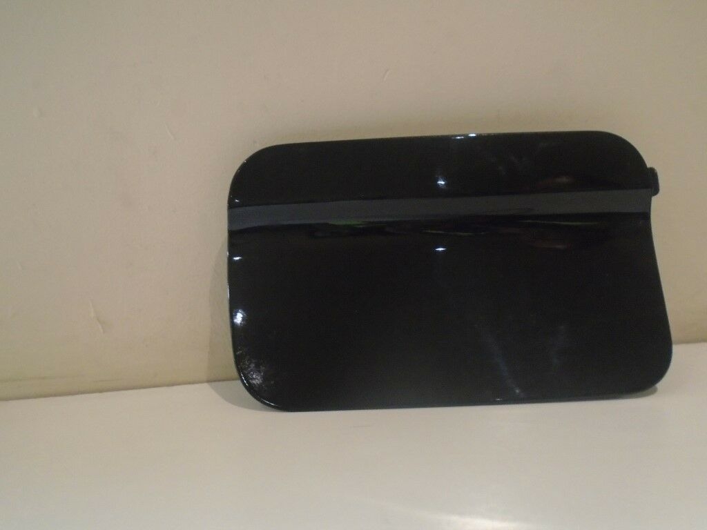 BMW X5 E53 BLACK FUEL FILLER FLAP BMW X5 Fuel Filler Door