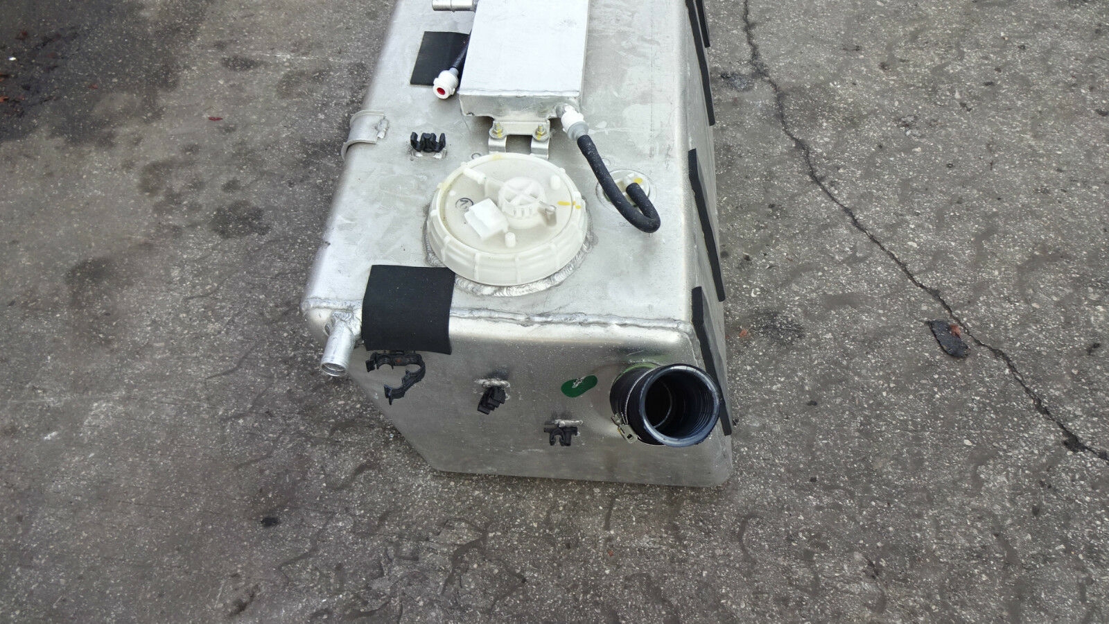 MASERATI 4200GT FUEL TANK MASERATI 4200 GT FUEL TANK 4200 GT FUEL PUMPS GC