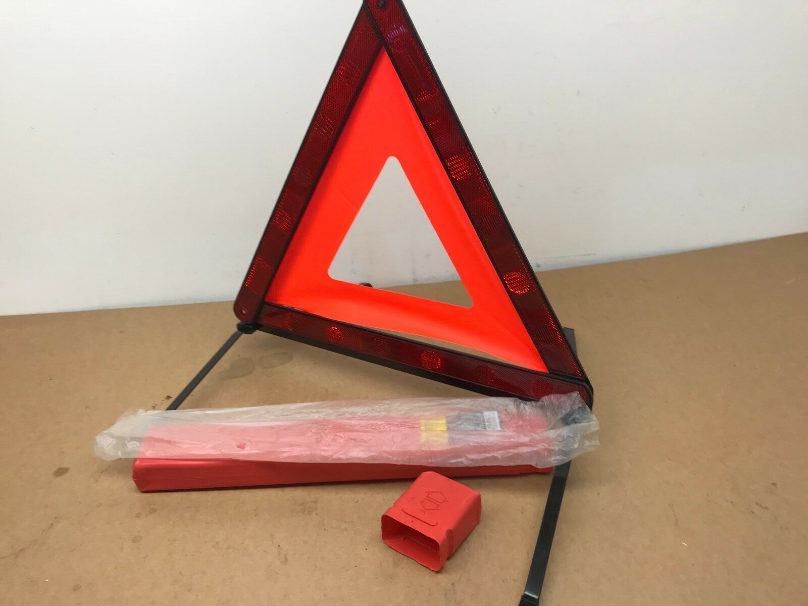 AA CAR ESSENTIALS EMERGENCY WARNING TRIANGLE EU DRIVING MUST HAVE