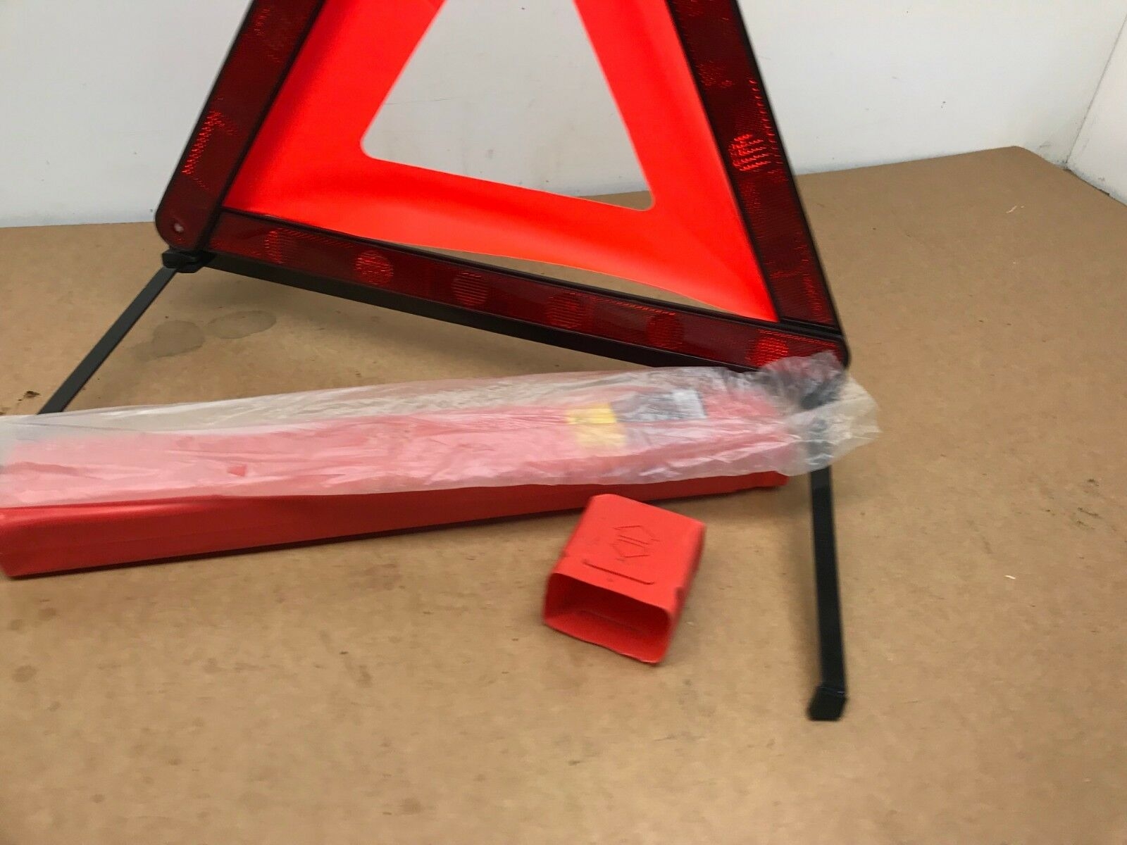 AA CAR ESSENTIALS EMERGENCY WARNING TRIANGLE EU DRIVING MUST HAVE