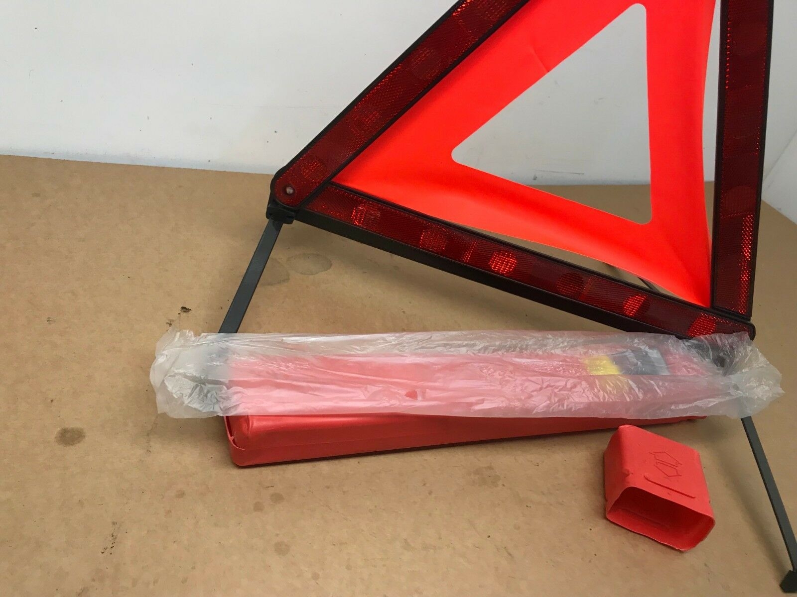 AA CAR ESSENTIALS EMERGENCY WARNING TRIANGLE EU DRIVING MUST HAVE