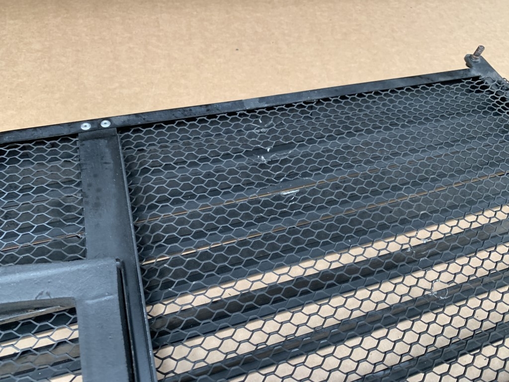 FERRARI TESTAROSSA REAR GRILL 61500500 REAR GRILL FOR AIR EXHAUST