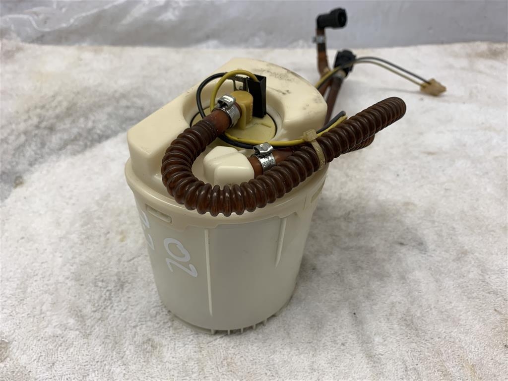 PORSCHE 986 BOXSTER 2.7 FUEL PUMP WITH SWIRL POT 99662010200