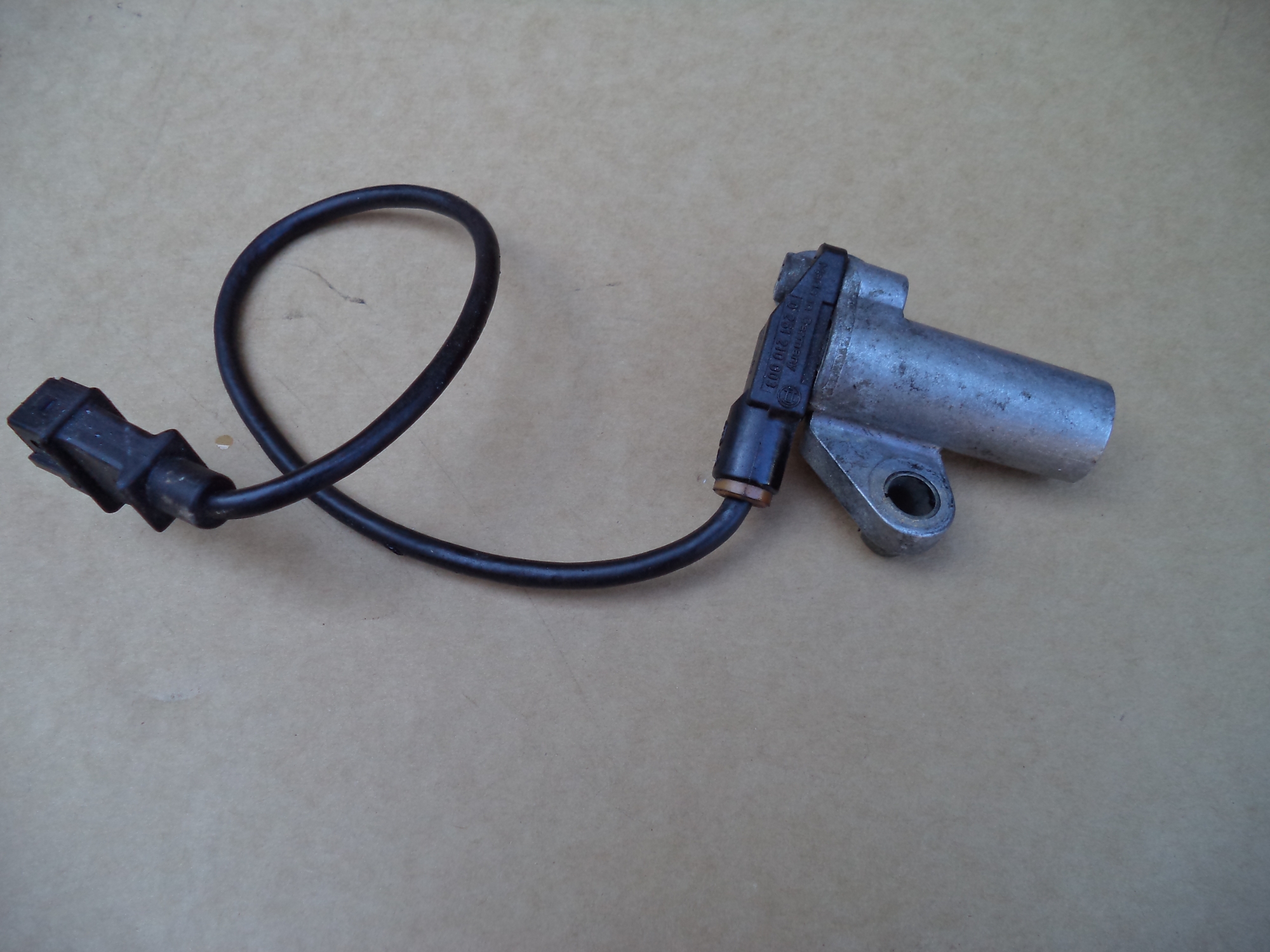 PORSCHE 968 FLYWHEEL PICK UP SENSOR FSK587 94460611500