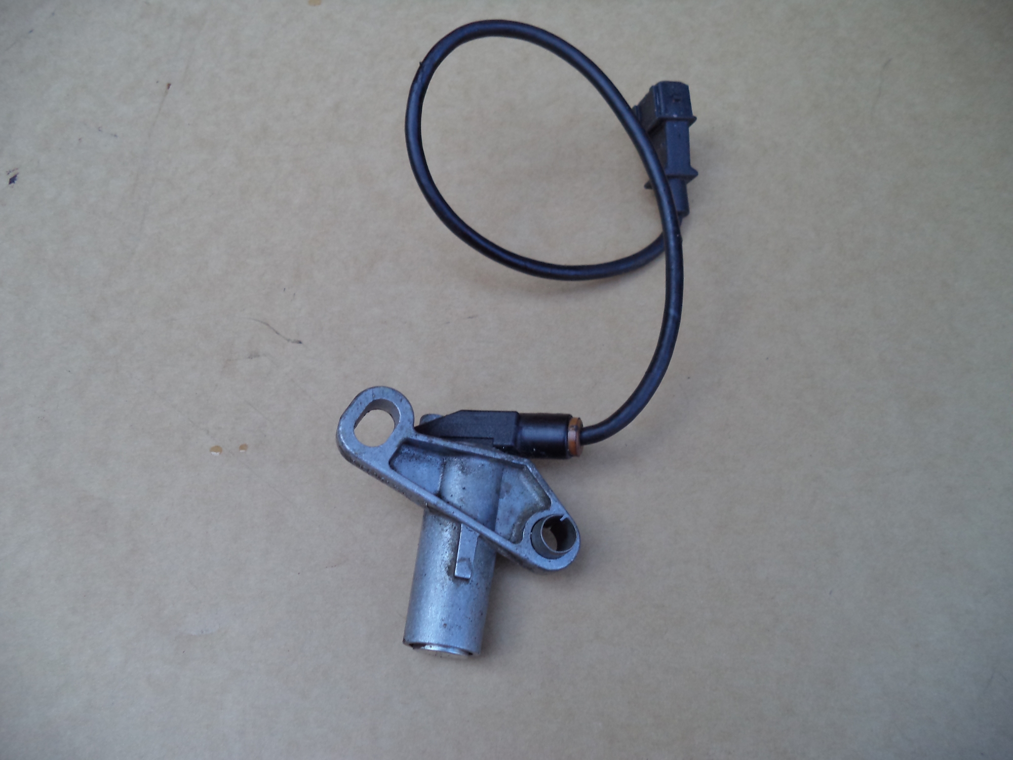 PORSCHE 968 FLYWHEEL PICK UP SENSOR FSK587 94460611500