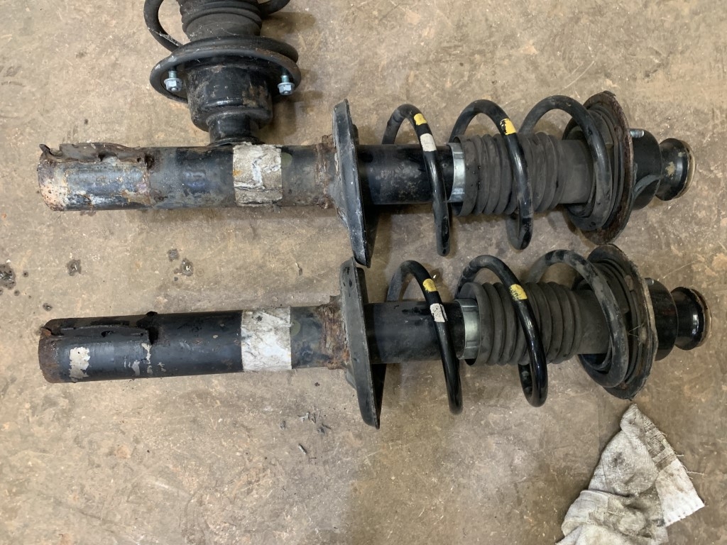 PORSCHE 987 MATCHED PAIR OF REAR SHOCKS 987 REAR SUSPENSION