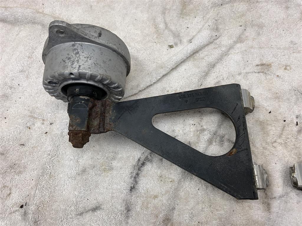 Porsche Boxster Gearbox Mounting Brackets Left & Right 5 Speed Manual 2 ...