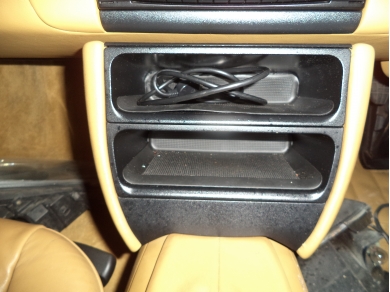 Porsche Centre Consoles & Dashboards 996 | Douglas Valley