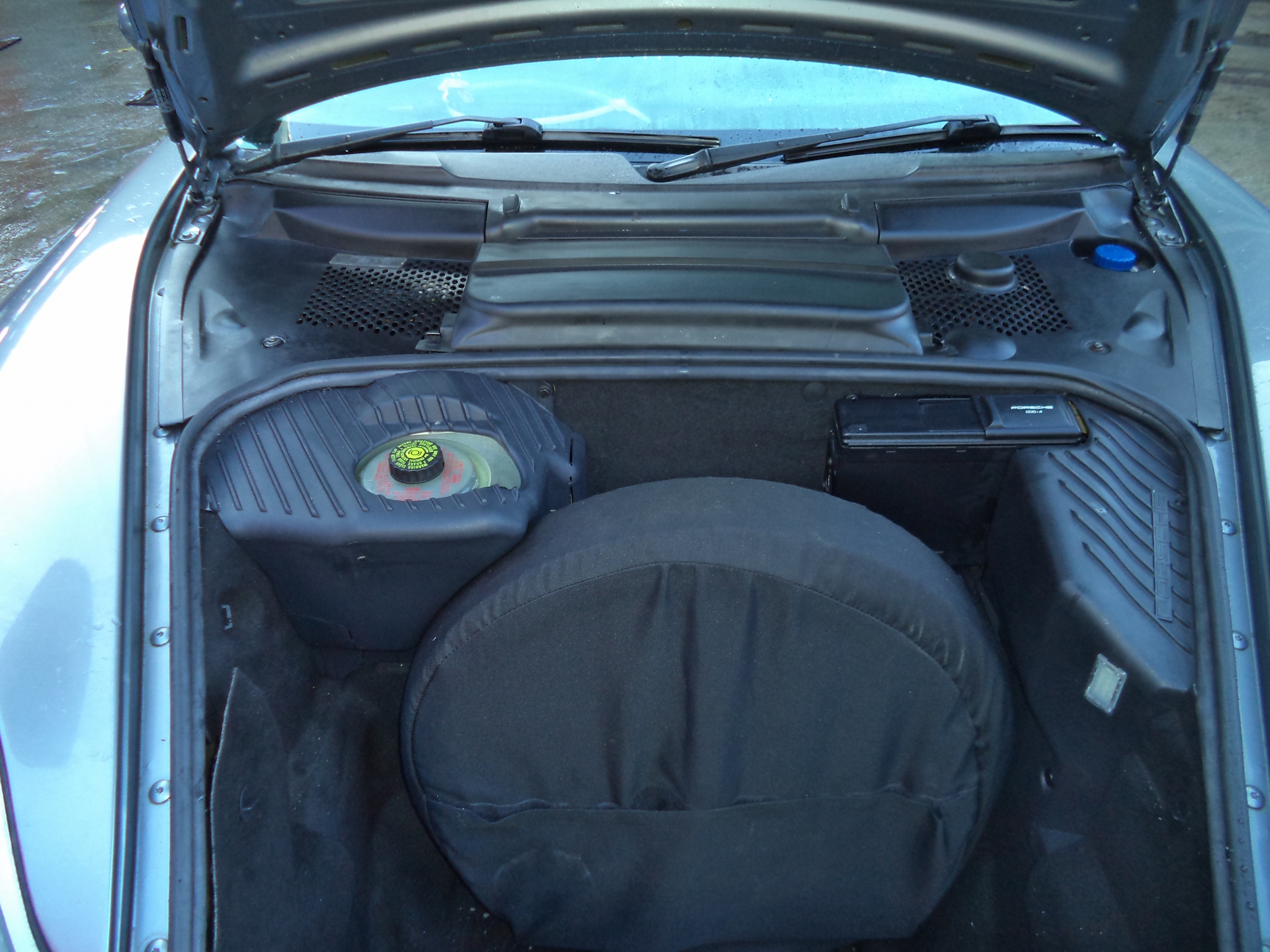 PORSCHE BOXSTER 986 SERVO AND MASTER CYLINDER COVER DK53WWM