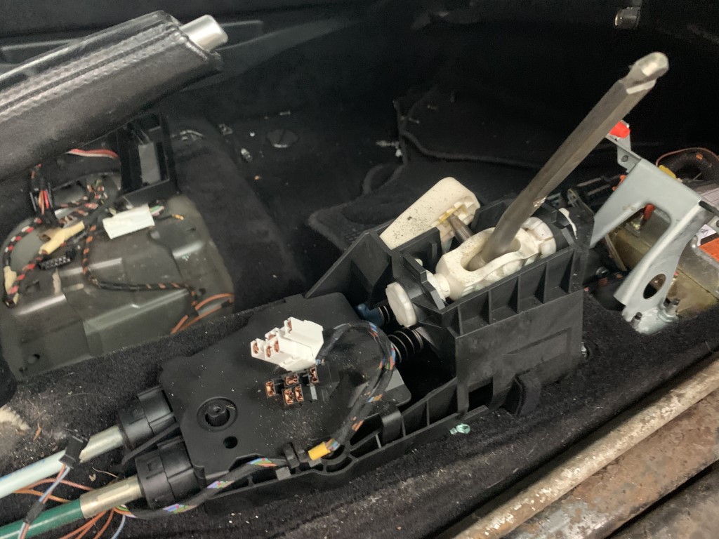 PORSCHE 996 GEAR SELECTOR 911 6 SPEED GEAR SELECTOR GK51 VUH GEAR SELECTOR