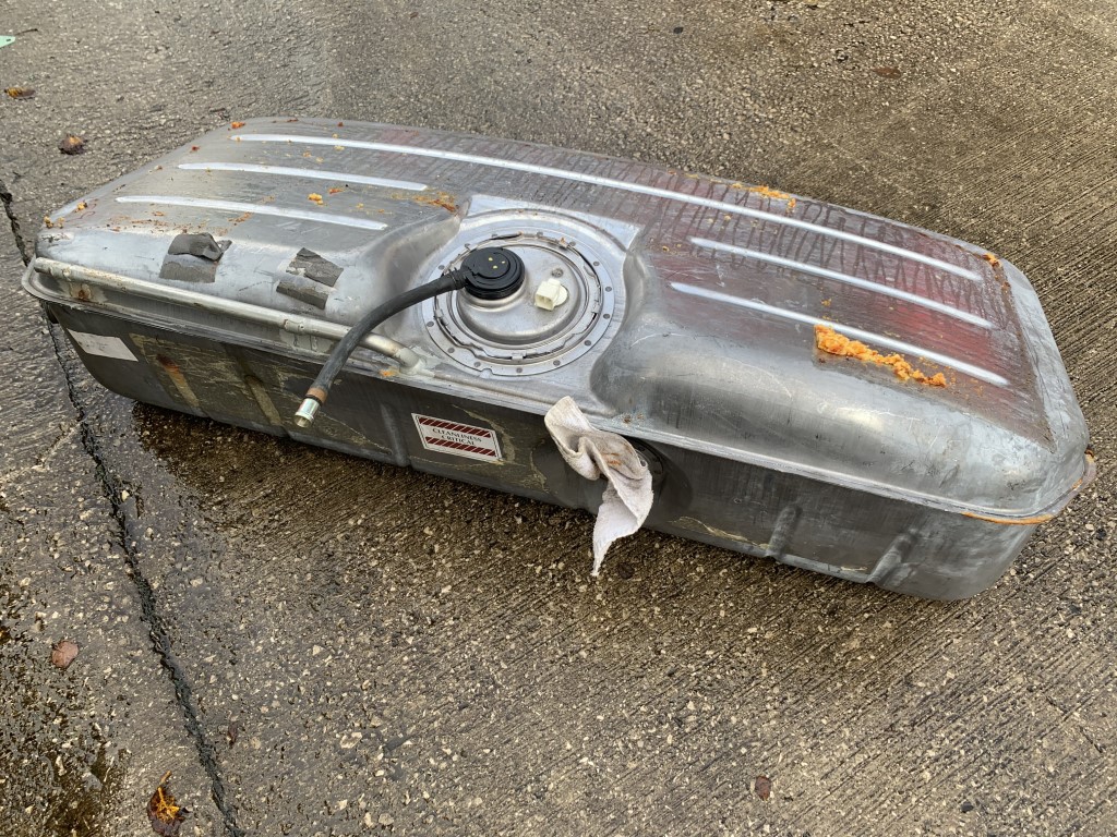 ASTON MARTIN DB7 V12 VANTAGE VOLANTE FUEL TANK DB7 VOLANTE PETROL TANK ...