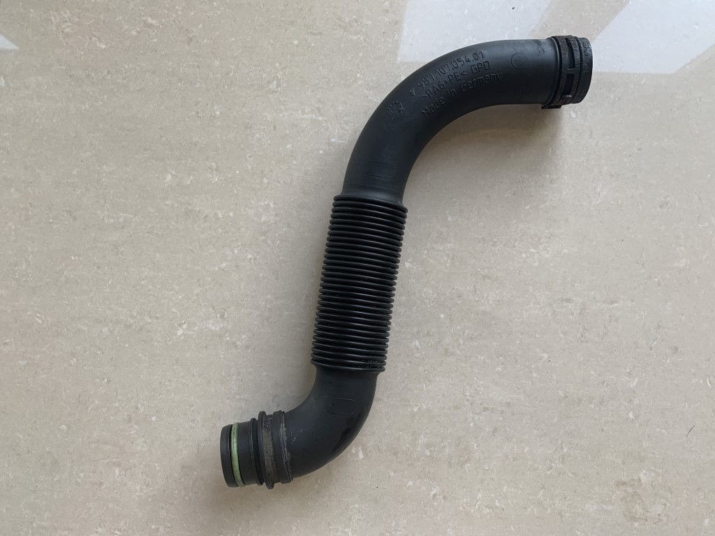 Porsche Boxster 987 Oil Pipe / Filler Neck 98710705401 987.107.054.01