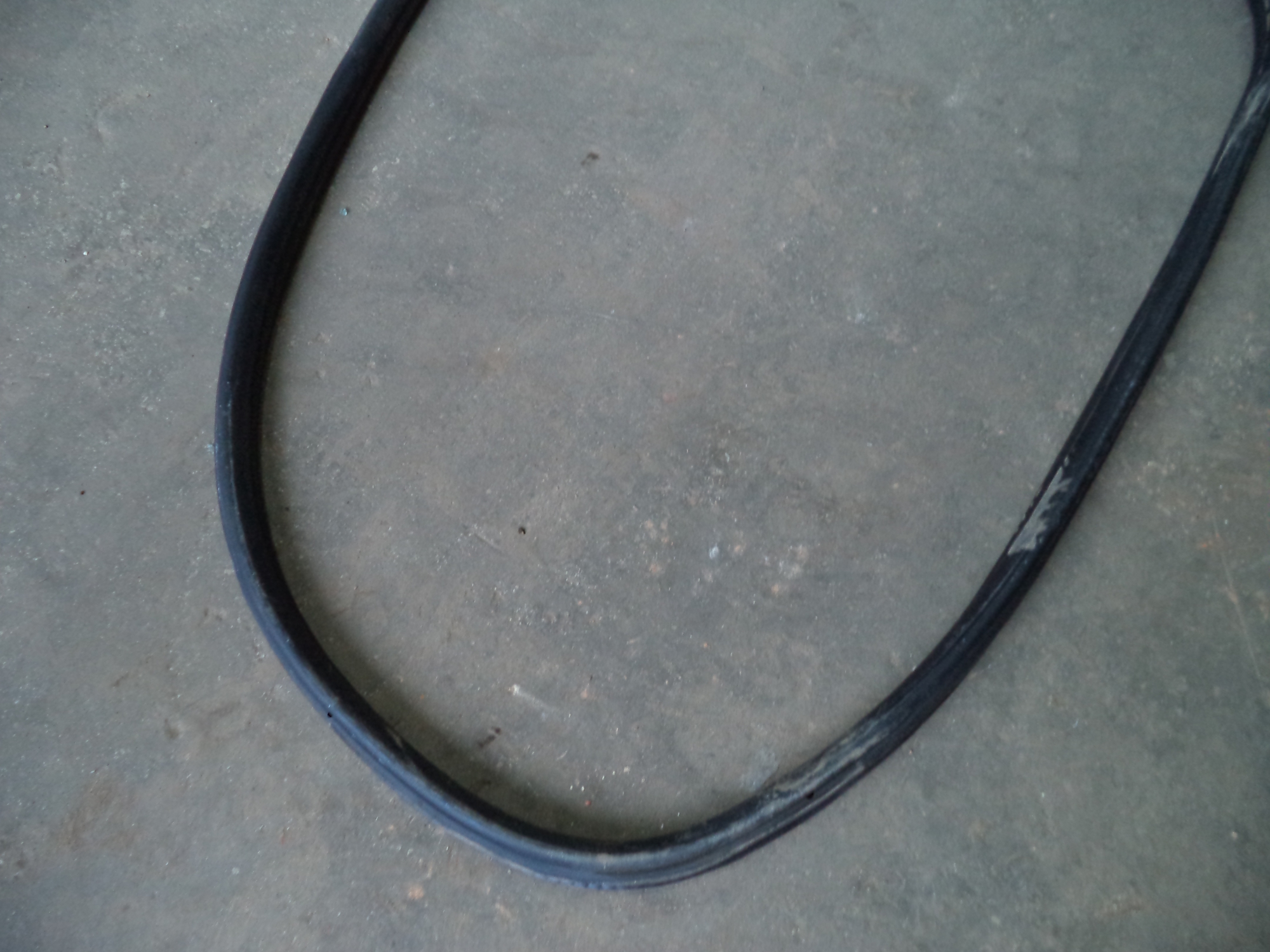 PORSCHE 996 N/S DOOR SEAL . 996 COUPE PASSENGER DOOR SEAL Loc c10vox 7557