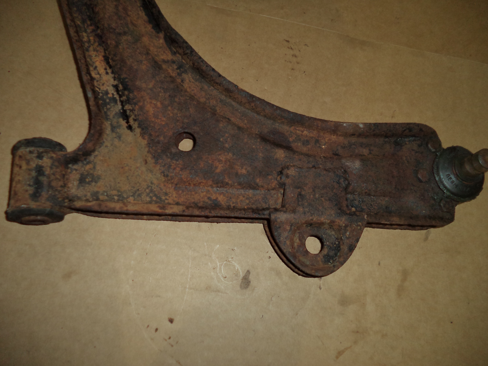 PORSCHE 944 O/S VERY EARLY STYLE STEEL WISHBONE Loc944iom