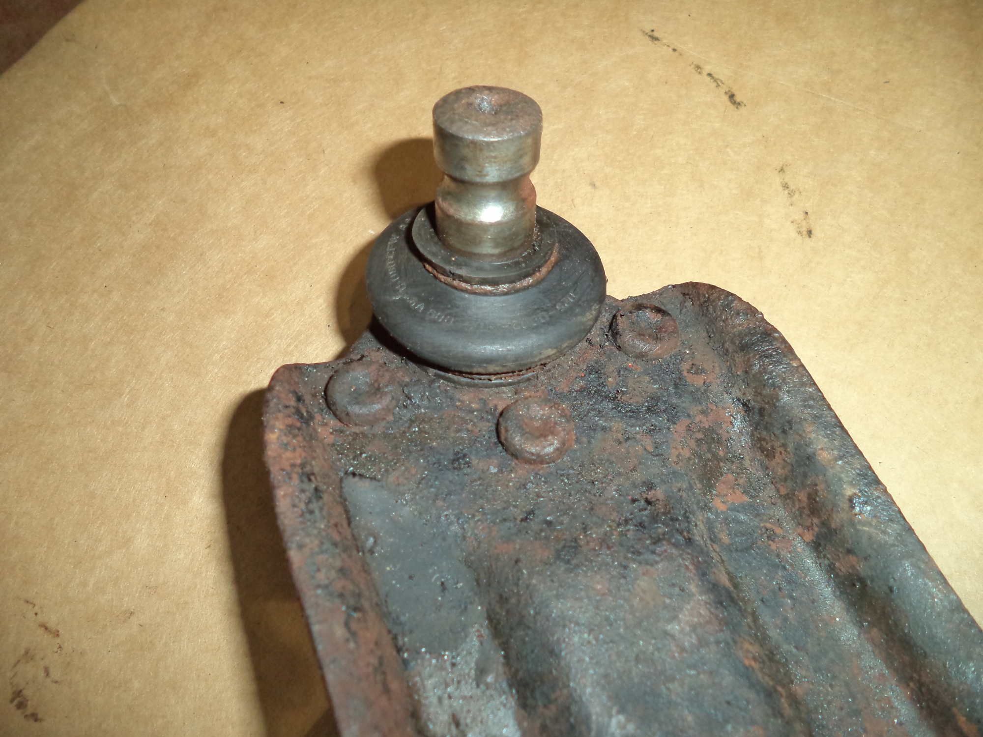 PORSCHE 944 O/S VERY EARLY STYLE STEEL WISHBONE Loc944iom