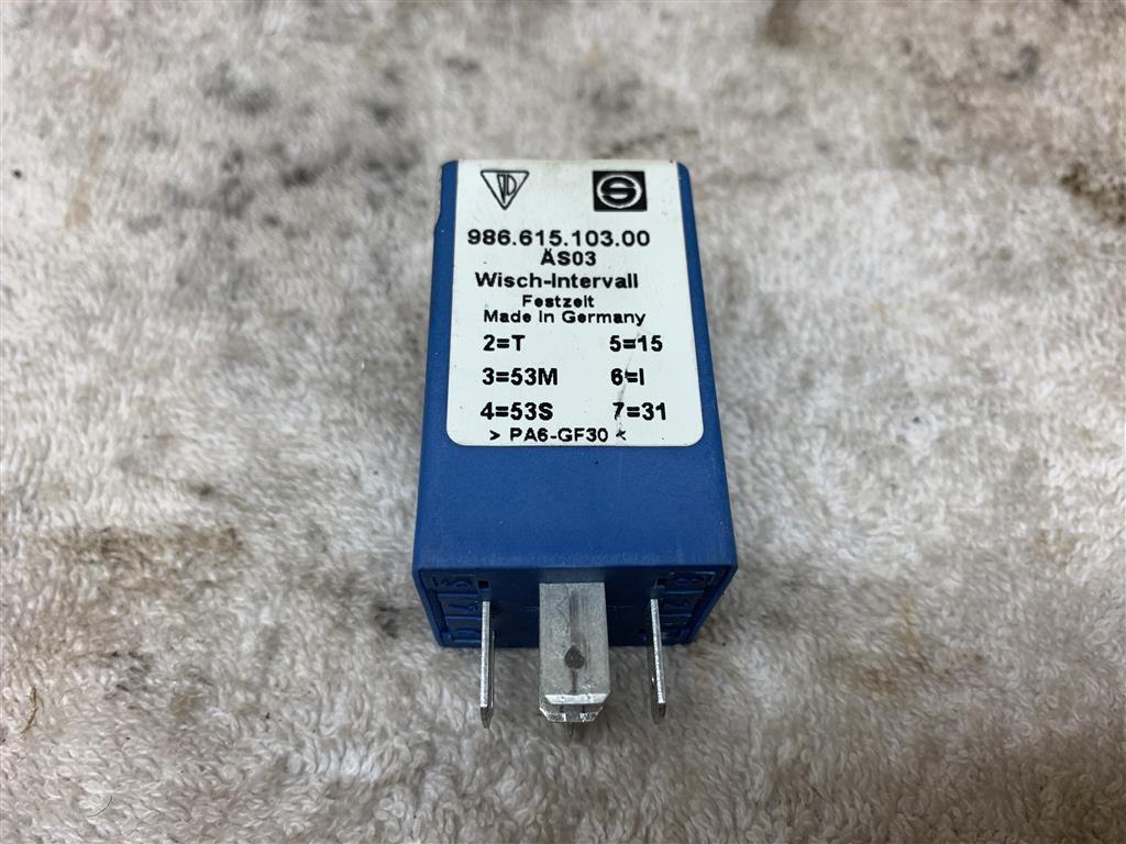 Porsche 911 996 Boxster 986 Wiper Control Intermittent Relay 98661510300