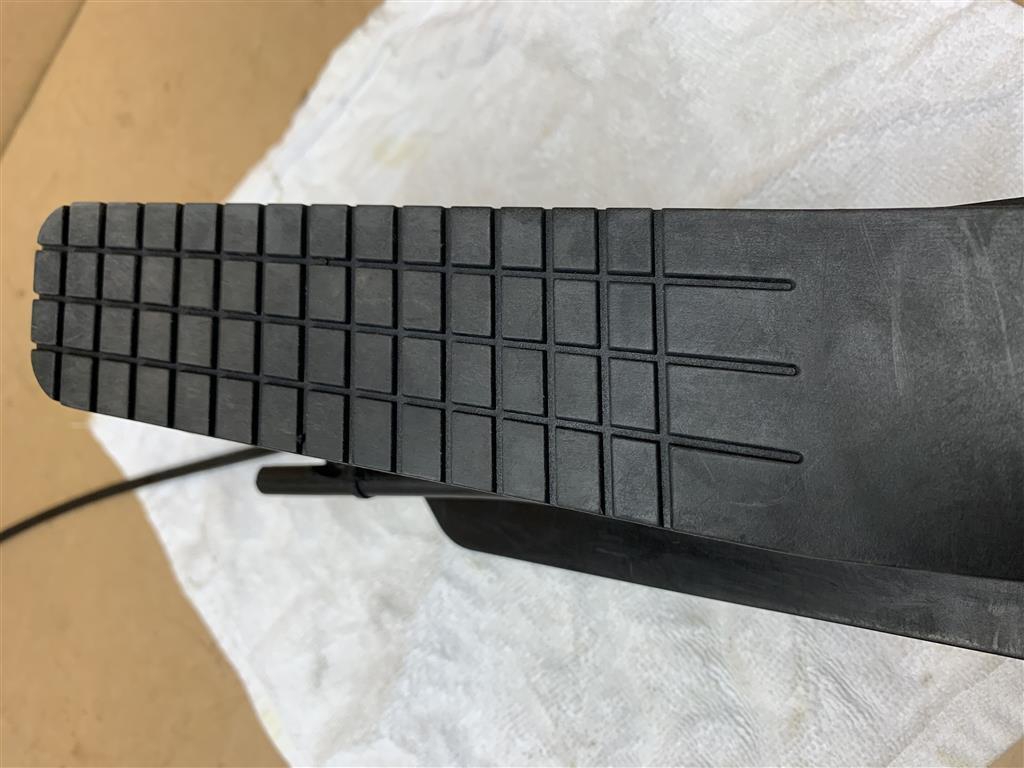 Porsche Boxster Accelerator Pedal 99642302001 Boxster 986 Gas Pedal ...