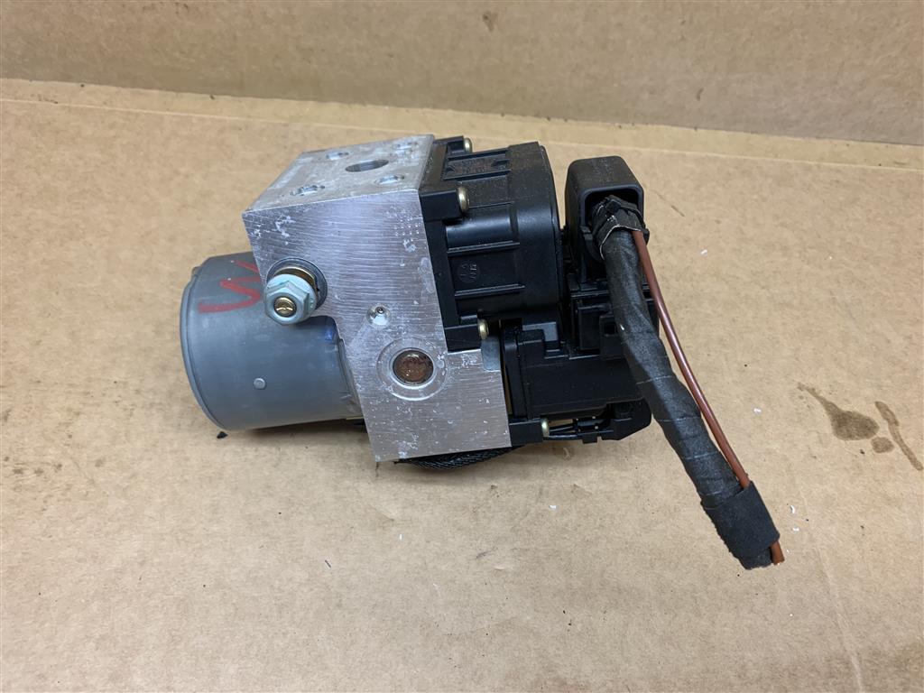PORSCHE BOXSTER 986 ABS PUMP PORSCHE 996 ABS BLOCK 99635575504 PLUG ...