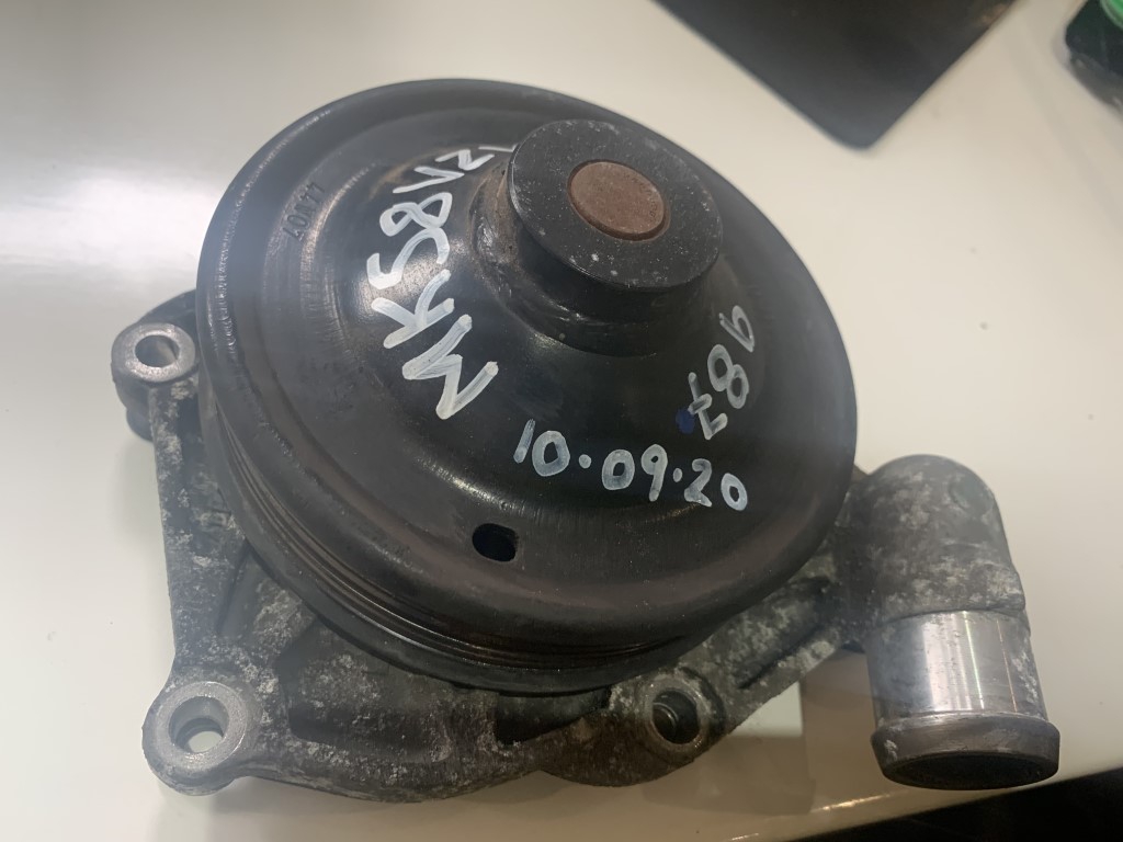 Porsche Boxster 987 2.7 Litre Water Pump P/n 997 106 011 02 10.09.20 ...