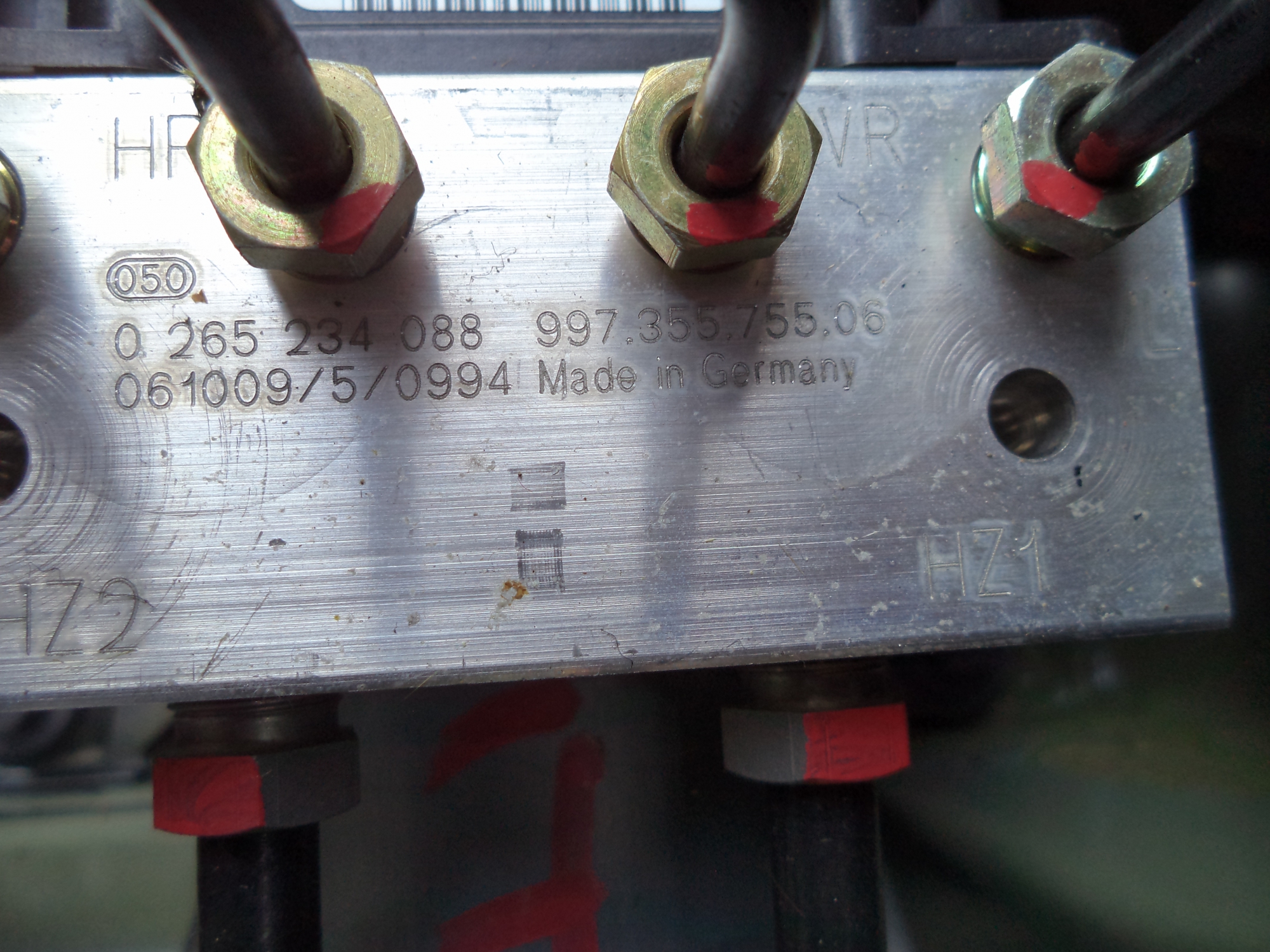 PORSCHE 997 ABS PUMP PORSCHE 997 ABS MODULE. 99735575506 LX56EFN