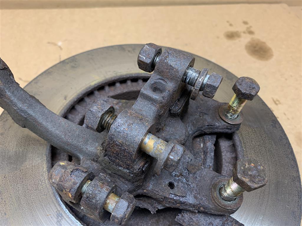 Porsche 944 Front Upright 944 Front Hub 944 Steering Knuckle Right Side ...