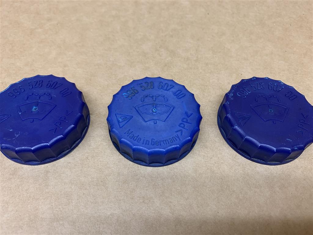PORSCHE 986 987 BOXSTER CAYMAN 996 997 WASHER FLUID TANK CAP x 1 ...