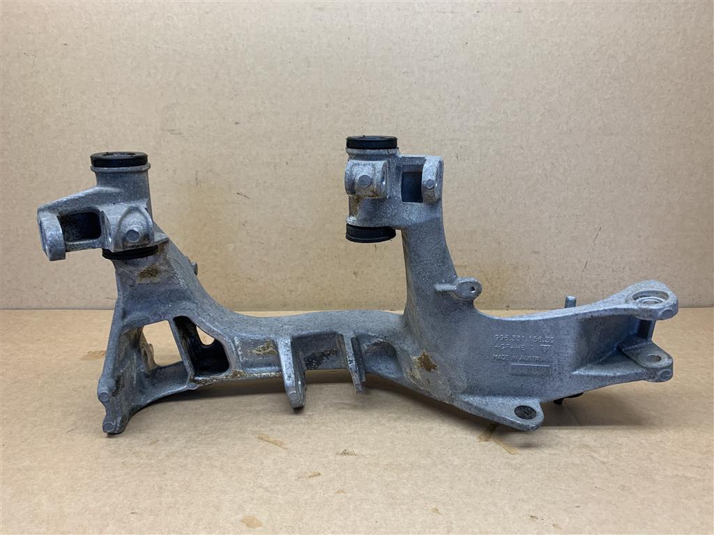 Porsche 996 Carrera Rear Suspension RHS Side Member Subframe 996331156Z0