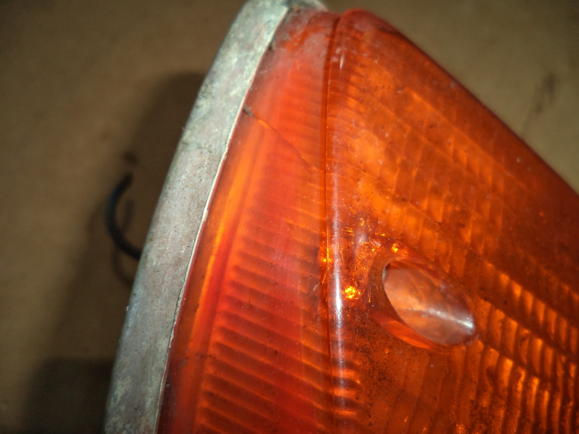 PORSCHE 928 S4 / GT / GTS N/S FRONT INDICATOR 92863142121. SUB A3