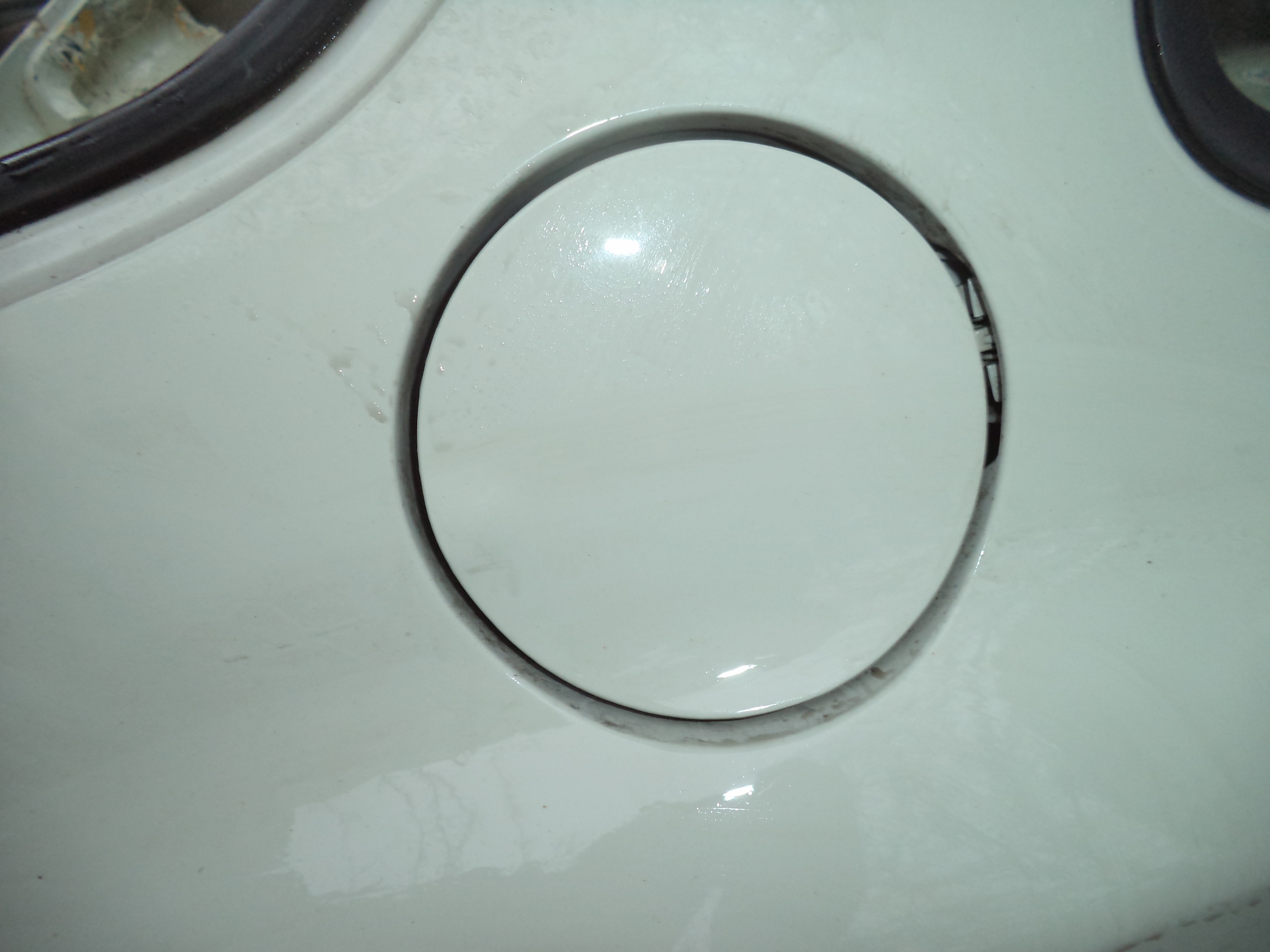 PORSCHE 944 FUEL FILLER FLAP. PORSCHE 944 PETROL FLAP FIW944