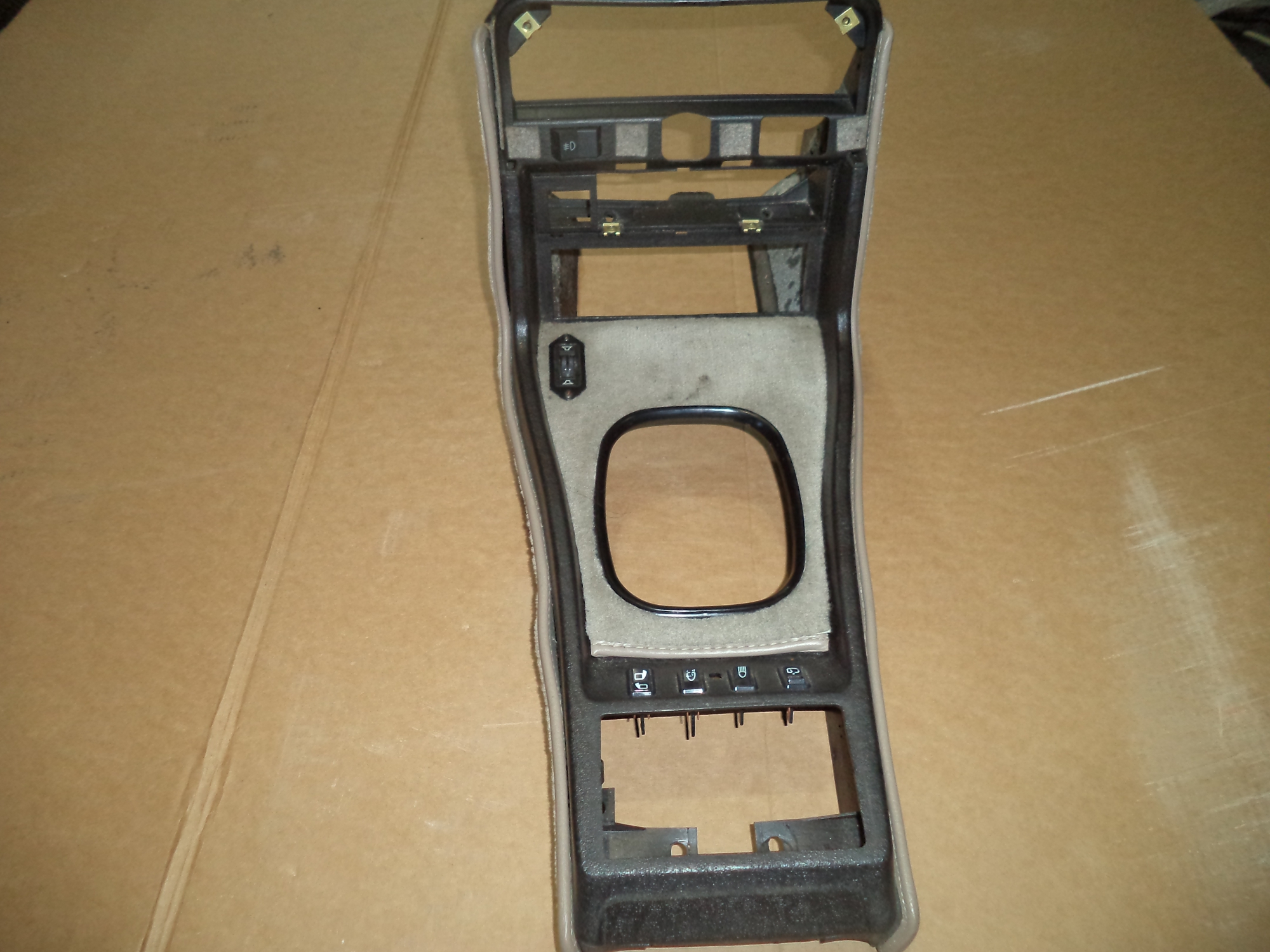 PORSCHE 944 2.5 CENTER CONSOLE . PORSCHE 944 DASH CONSOLE FIW944