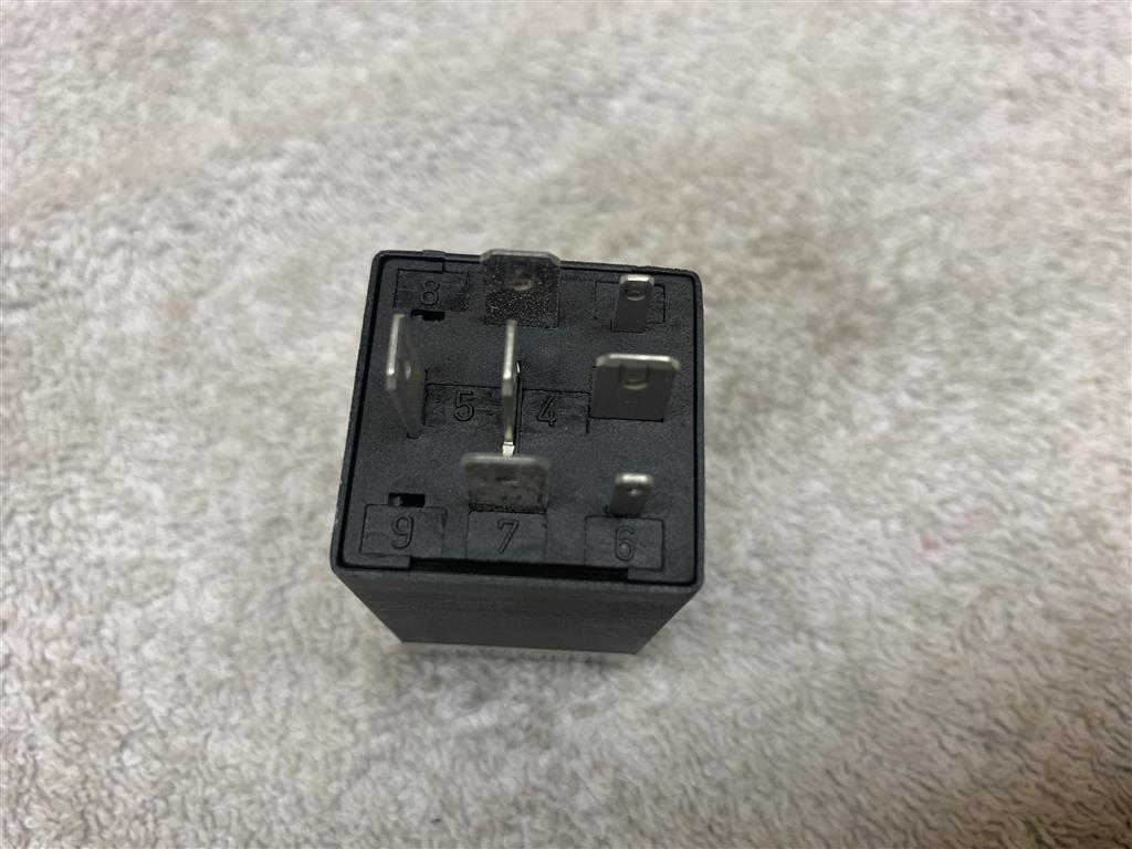 Porsche 911 996 986 Boxster Heated Rear Screen Relay 99661511700 7 Pins
