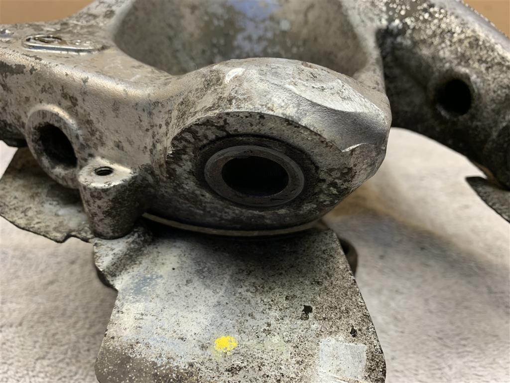 Porsche Boxster 987 Front Upright & Hub Assembly Porsche Cayman Front ...