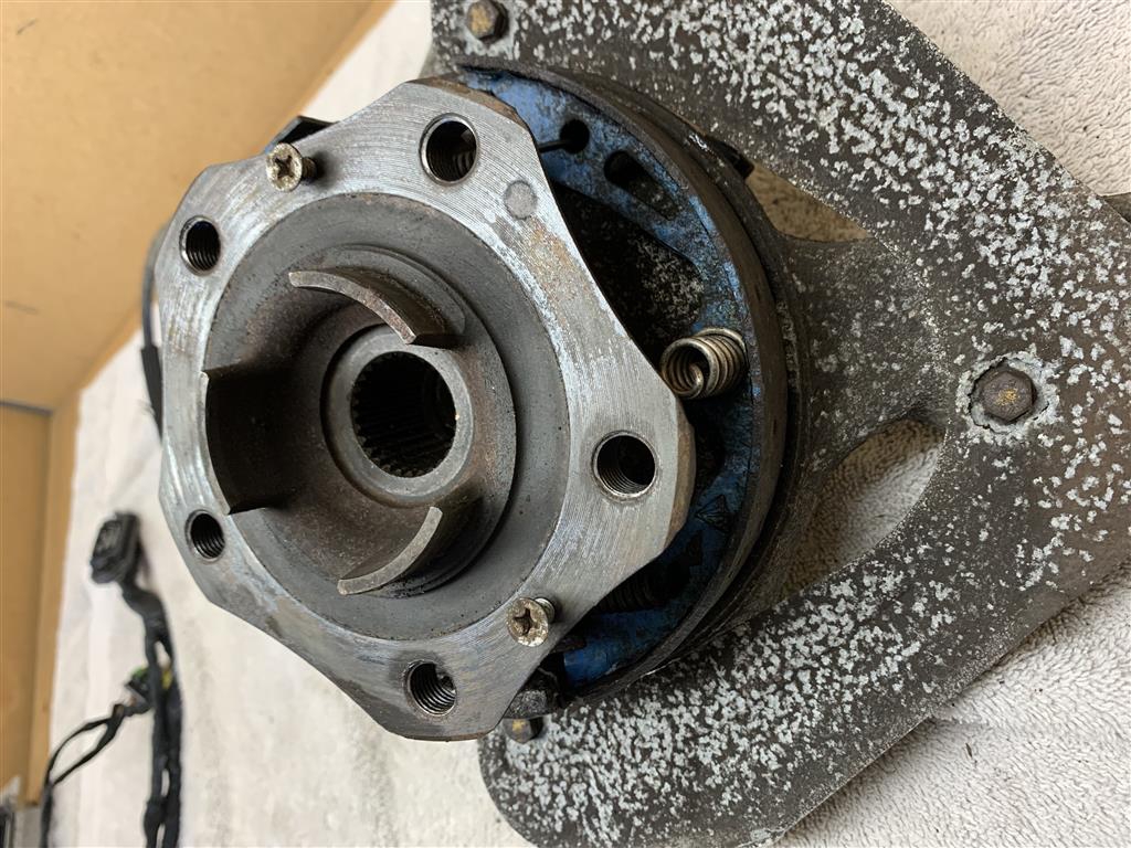 Porsche Boxster 987 Rear Upright & Hub Porsche Cayman Rear Upright ...