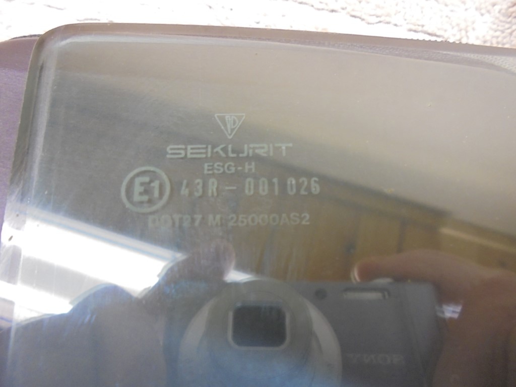 Porsche 964 3.6L Coupe LHD Right Side Door Window / Drop Glass 964 ...