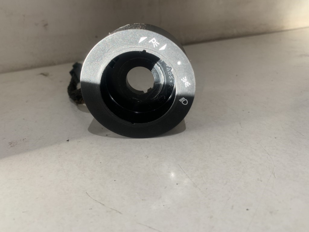 PORSCHE 996 HEADLIGHT SWITCH SURROUND 99661363201 JJ