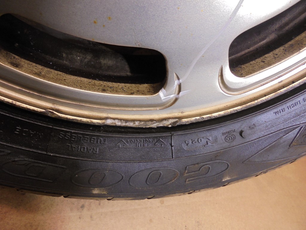 Porsche 928 16 Inch Set of 4 Alloy Wheels 92836102105 7J x 16 ET65 928 ...