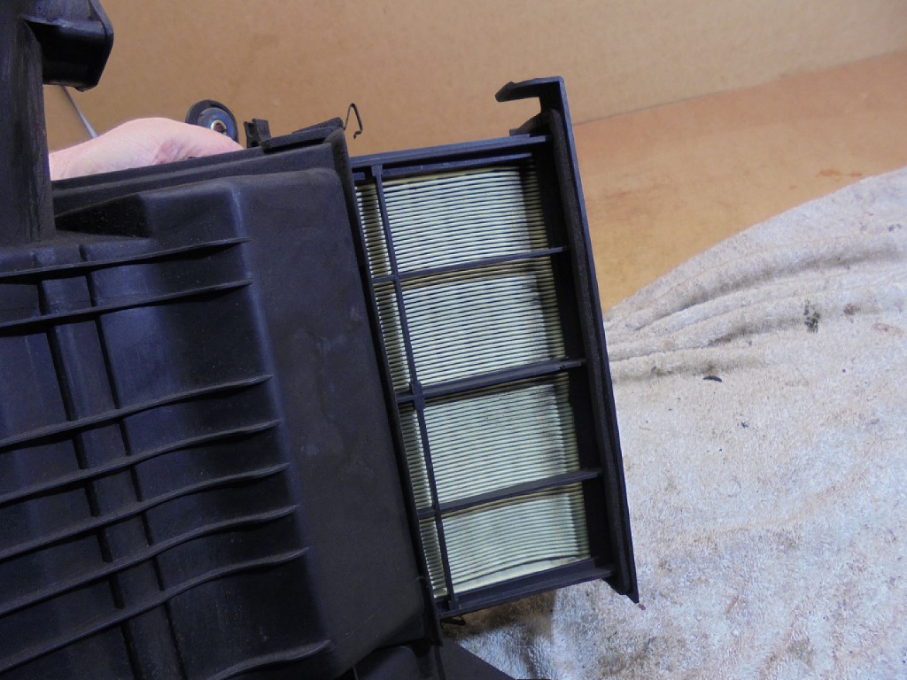 Porsche 986 Boxster Air Filter Housing 99611002111 GN04GVW 986 Air ...