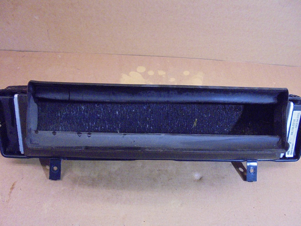 Porsche 986 Boxster S Central Coolant Radiator 99610603751 C7HAL 986 ...