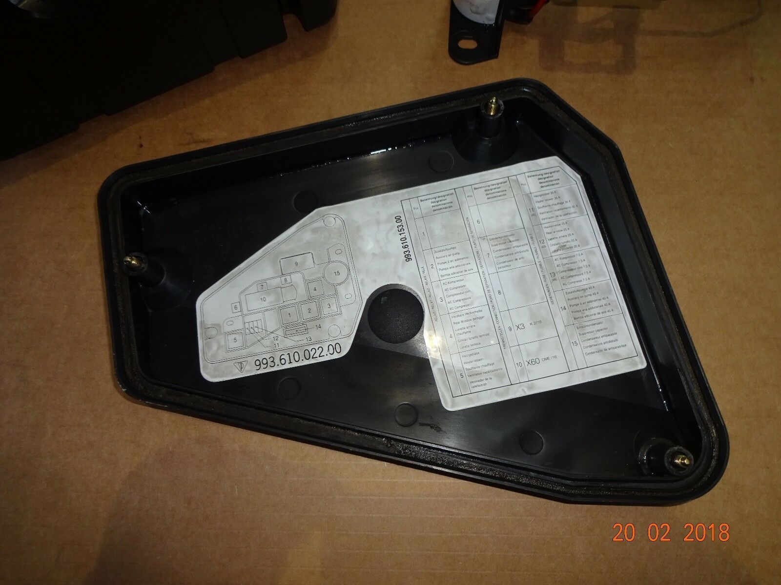 PORSCHE 993 FUSE BOX 993 ENGINE BAY FUSE BOX PORSCHE 993 ENGINE BAY ...