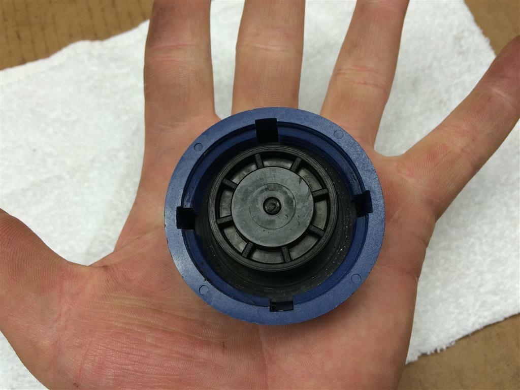 GENUINE PORSCHE 986 BOXSTER 996 997 CARRERA COOLANT EXPANSION TANK CAP