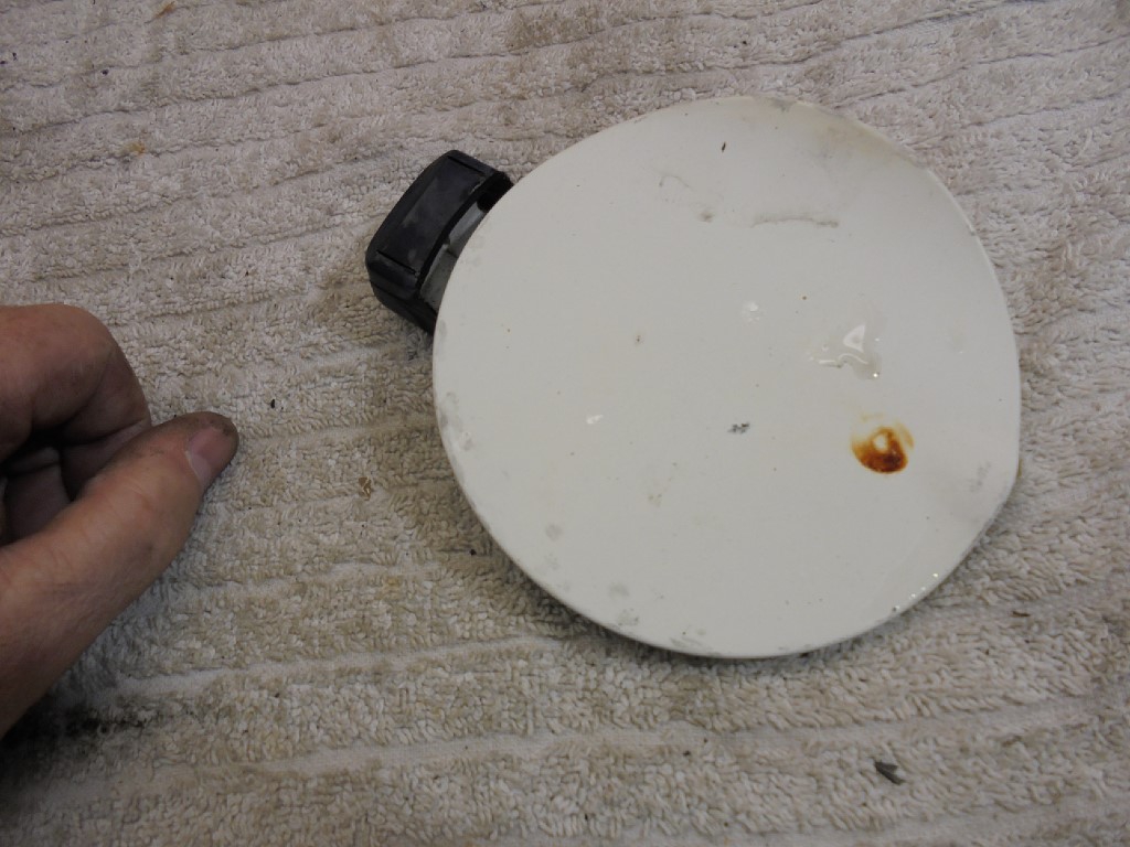 Porsche 944 Fuel Flap and Hinge 94450409500 in Plastic 944 Fuel Flap ...
