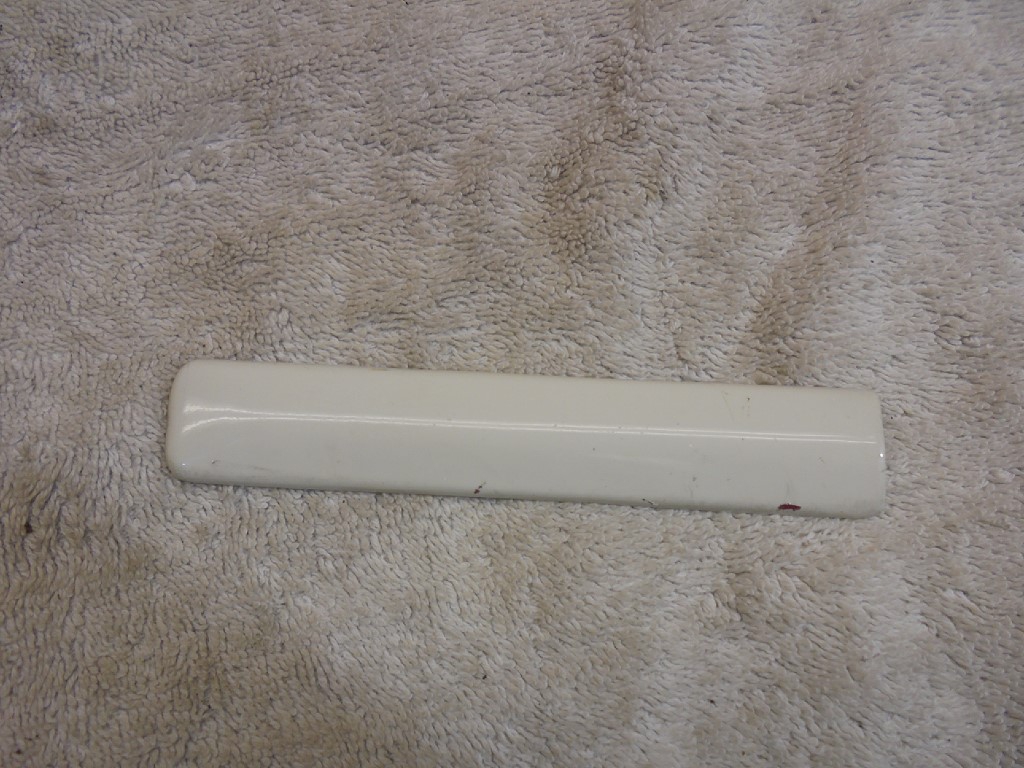 Porsche 944 Left Side Wing Outer Molding Trim in White 944 N/S/F Wing ...