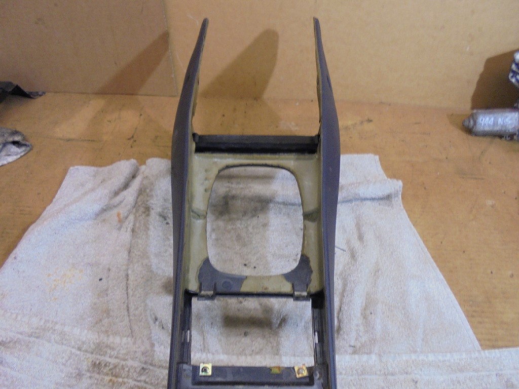 Porsche 944 Centre Console Frame 94455205100 In Blue 944 Centre Console ...