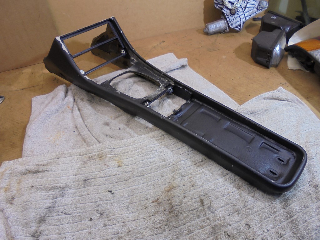 Porsche 944 Centre Console Frame 94455205100 In Linen FOR REFURBISHMENT ...