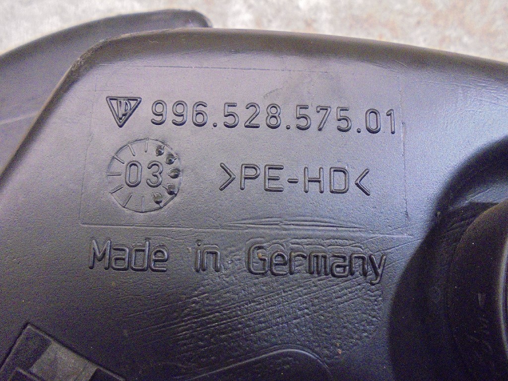 Porsche 986 Windscreen Wash Fluid Bottle 99652857501 Standard Size 986 ...