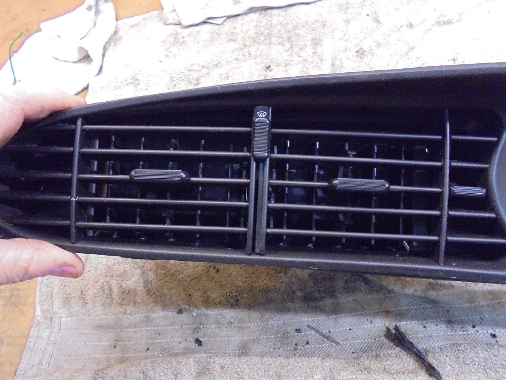 Porsche RHD 944 S2 Dash Trim and Centre Vents 94555202300 944 S2 Dash ...